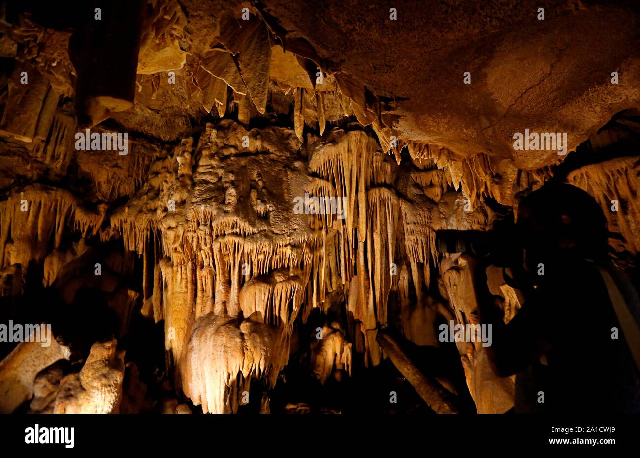 Beirut, Lebanon. 25th Sep, 2019. A tourist visits Al-Rihan Grotto, a ...