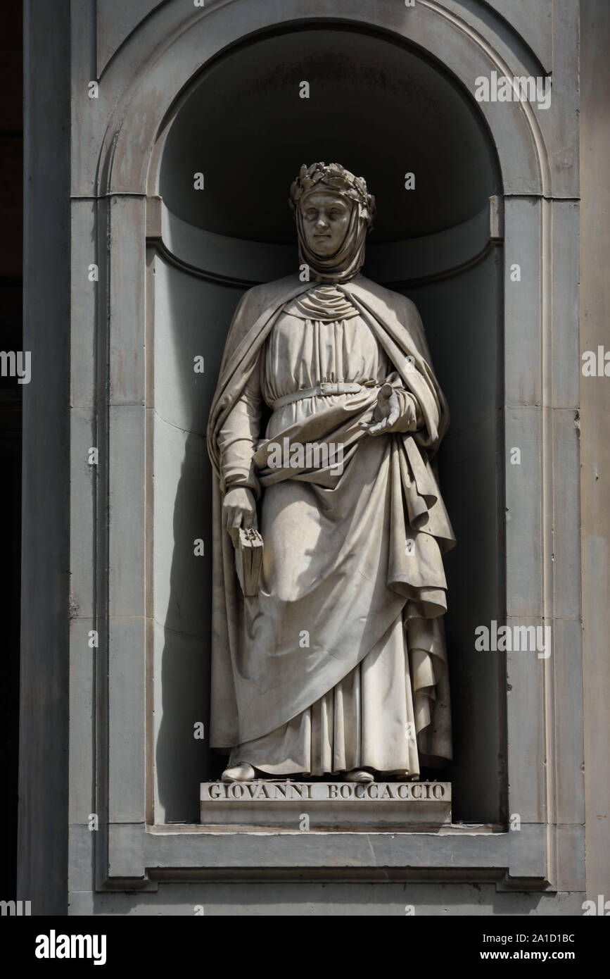 Giovanni boccaccio statue hi-res stock photography and images - Alamy