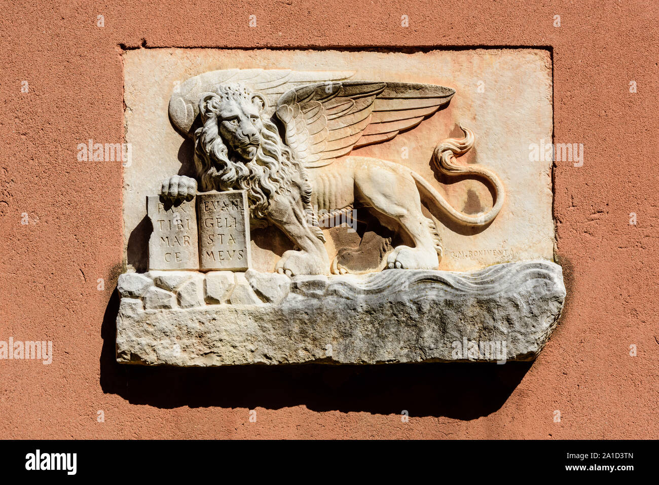 Der Markuslöwe ist das Symbol für den Evangelisten Markus, in ...
