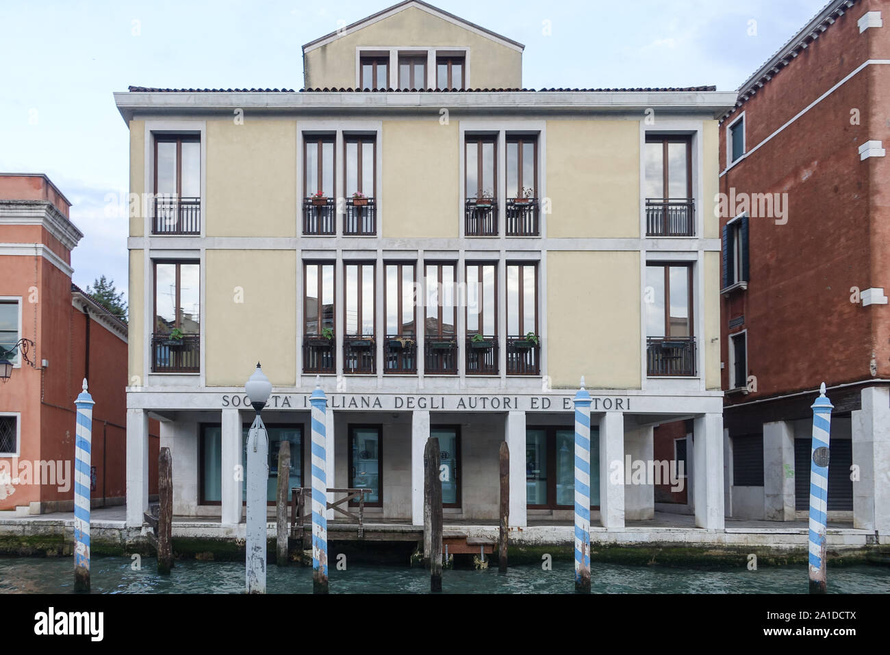 Venedig moderne architektur venice architecture hi-res stock ...