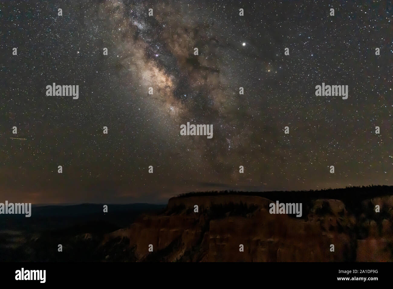 Night sky with dark milky way and shooting stars in Bryce Canyon ...
