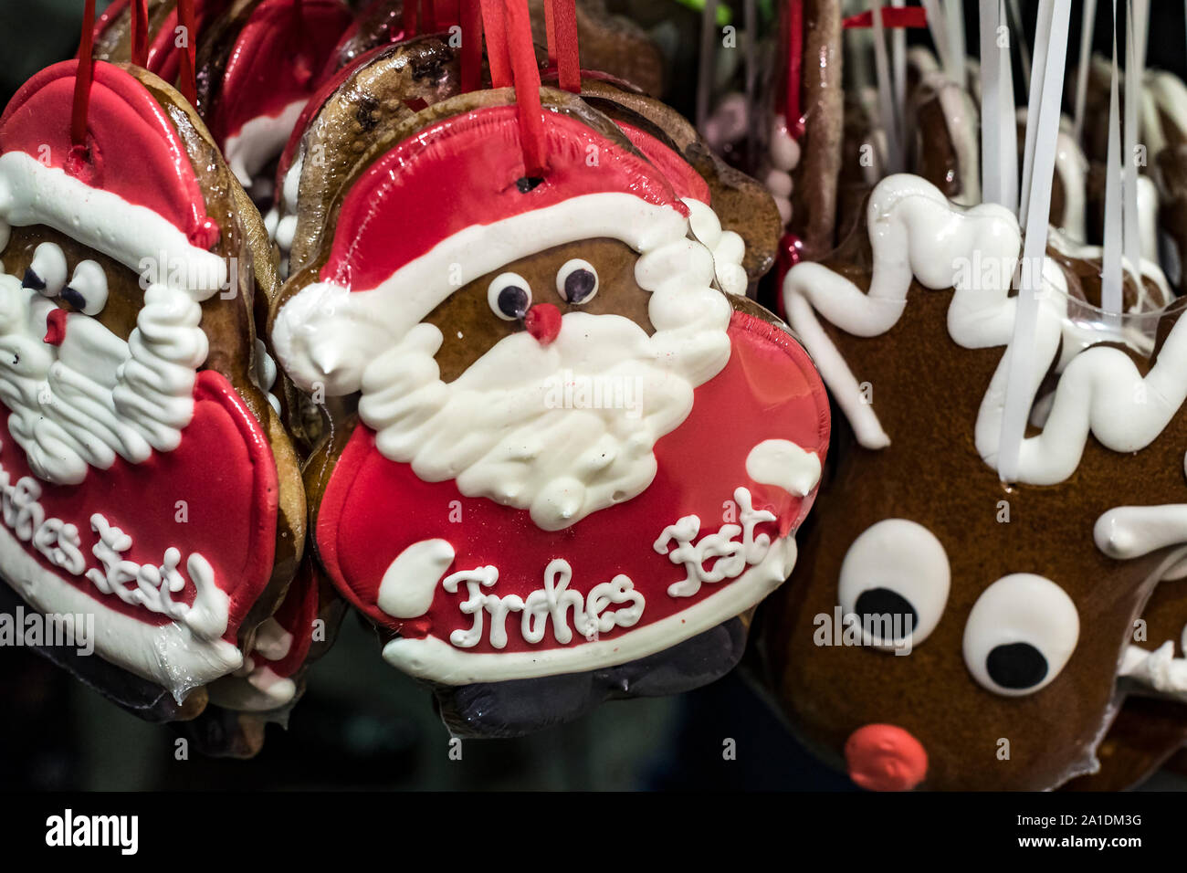 Munich traditional gingerbread at the Christmas market Stock Photo - Alamy