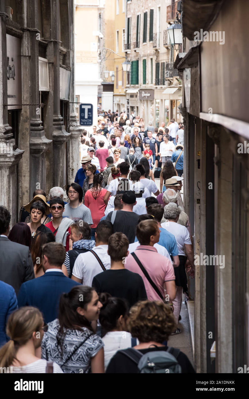 Venedig, Tourismus - Venice, Overtourism Stock Photo - Alamy
