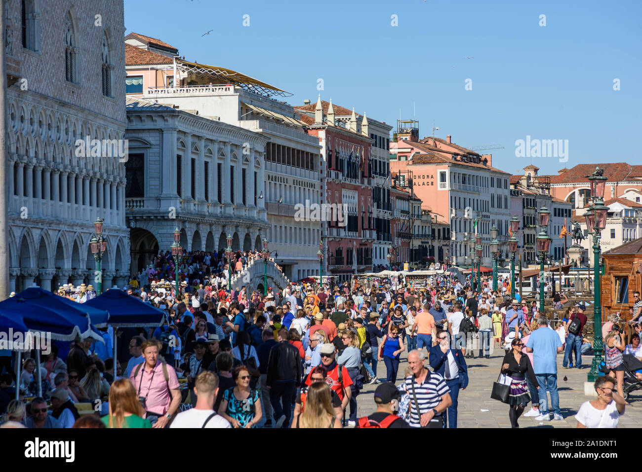 Venedig, Tourismus - Venice, Overtourism Stock Photo - Alamy