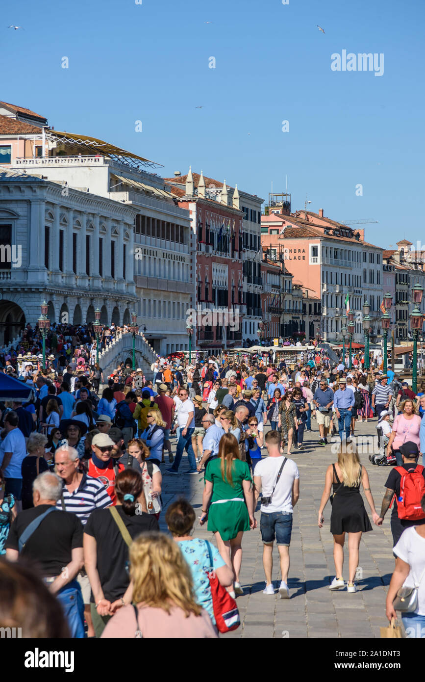 Venedig massentourismus hi-res stock photography and images - Alamy