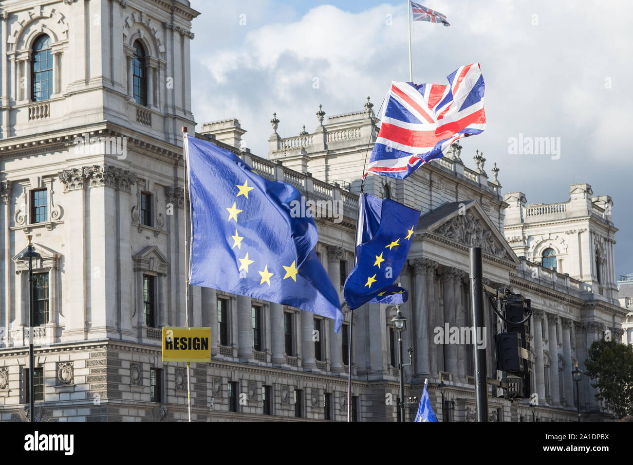 Peter duncan mp hi-res stock photography and images - Alamy