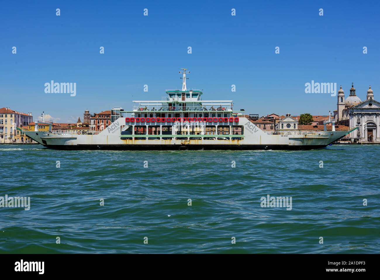 Venedig, Fähre - Venice, Ferry Boat Stock Photo - Alamy