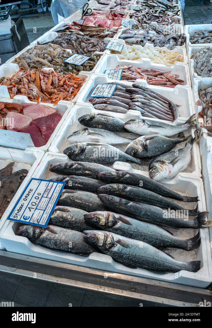 Abruzzo italy fish hi-res stock photography and images - Alamy