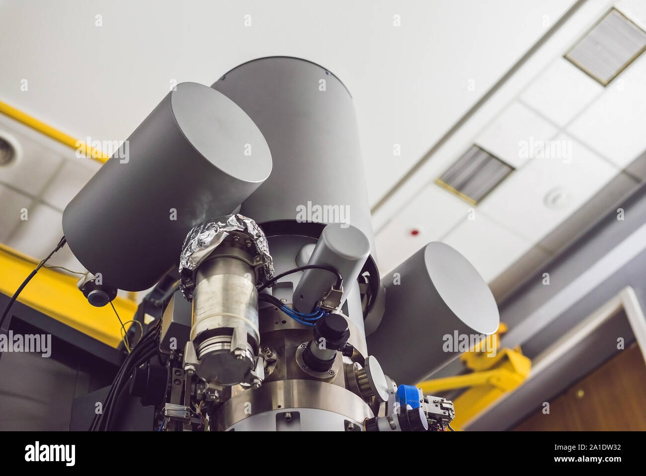 transmission electron microscope in a scientific laboratory Stock Photo ...