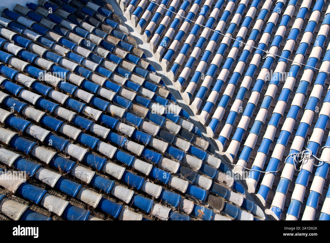 Alternating tiles hi-res stock photography and images - Alamy