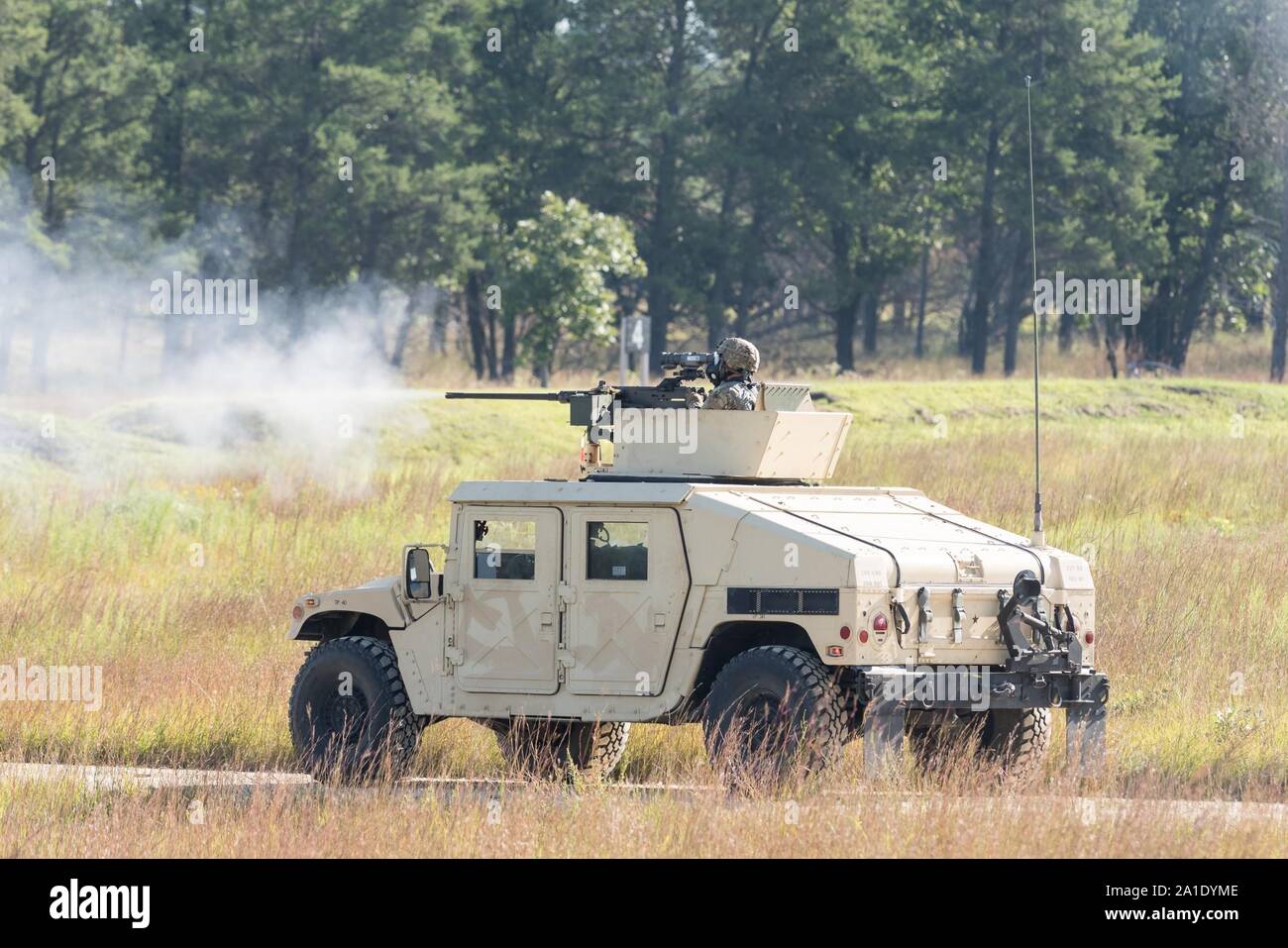 Soldiers with the 300th Military Police Brigade conduct live-fire ...