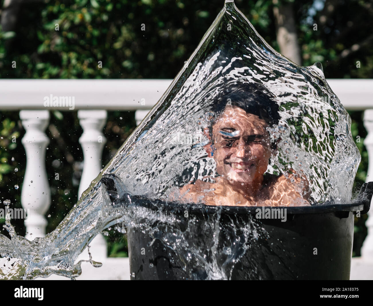 High-speed photograph that captures the impact of water by hitting the ...