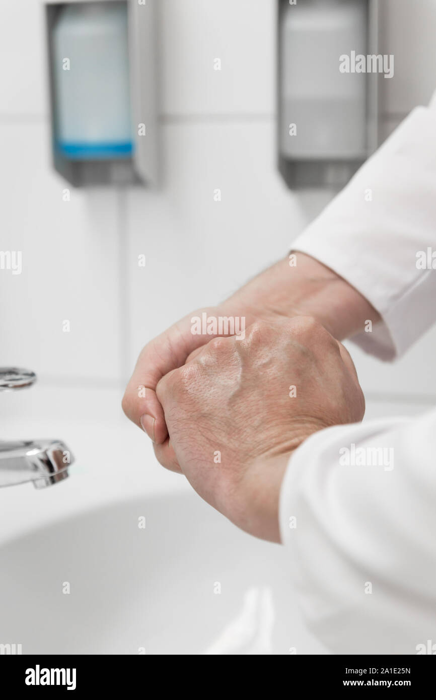 Hand hygiene hospital hi-res stock photography and images - Alamy