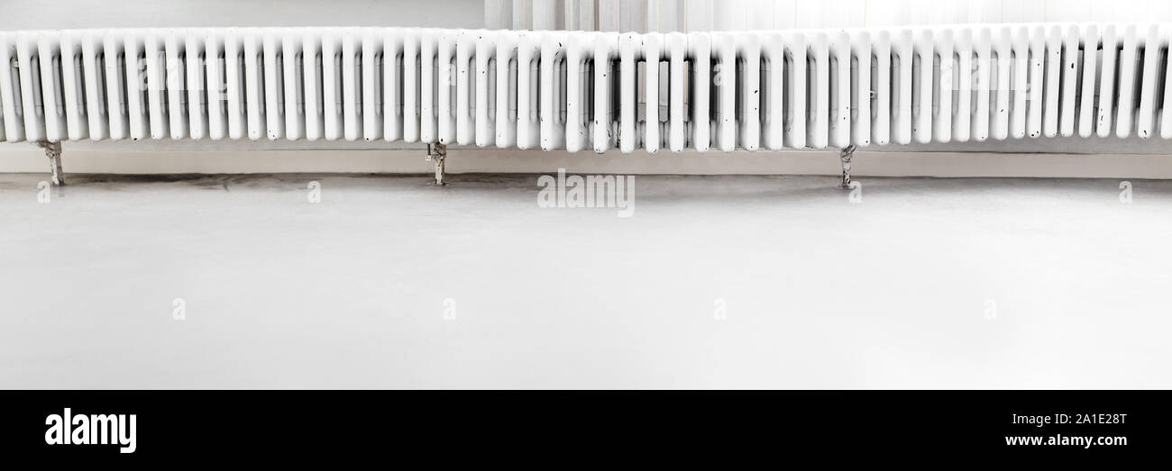 Radiator white hi-res stock photography and images - Alamy