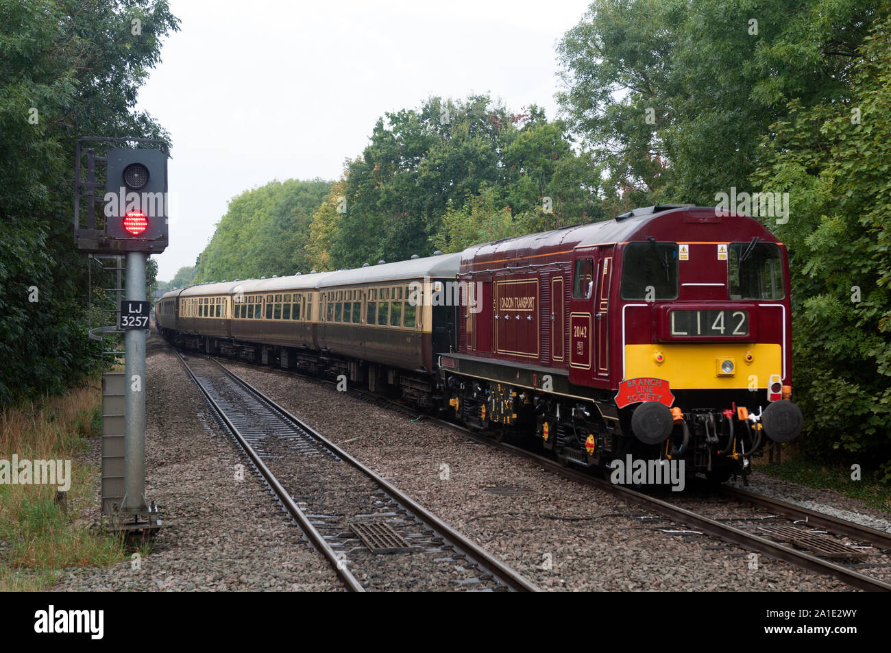 The Birmingham Balti enthusiasts excursion train at Warwick station ...