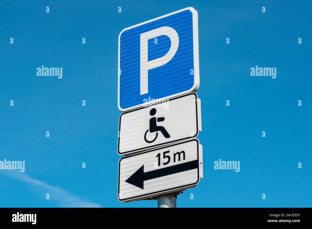 Signpost for disabled and invalid parking. Close-up view Stock Photo ...