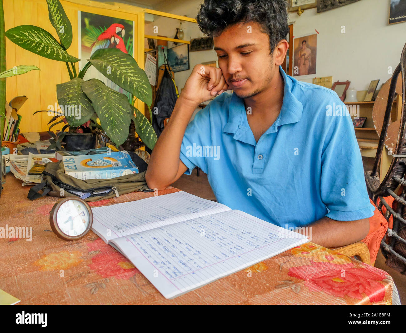 India school student hi-res stock photography and images - Alamy