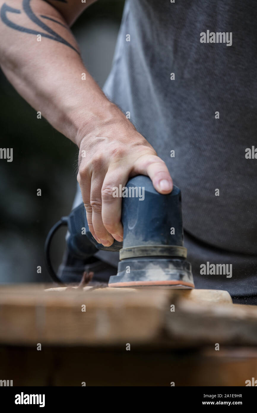 Orbital workshop hi-res stock photography and images - Alamy