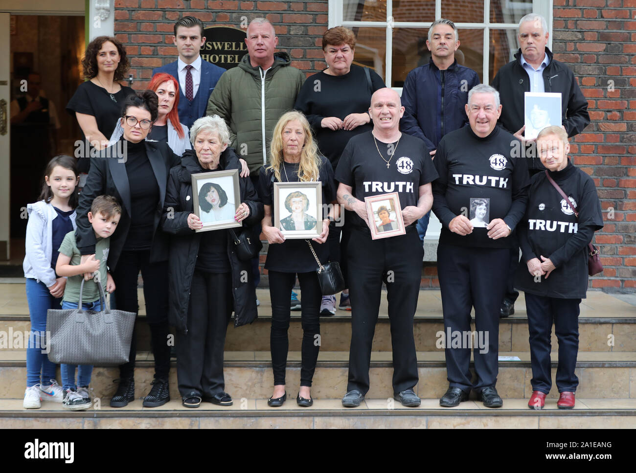 1981 stardust fire hi-res stock photography and images - Alamy