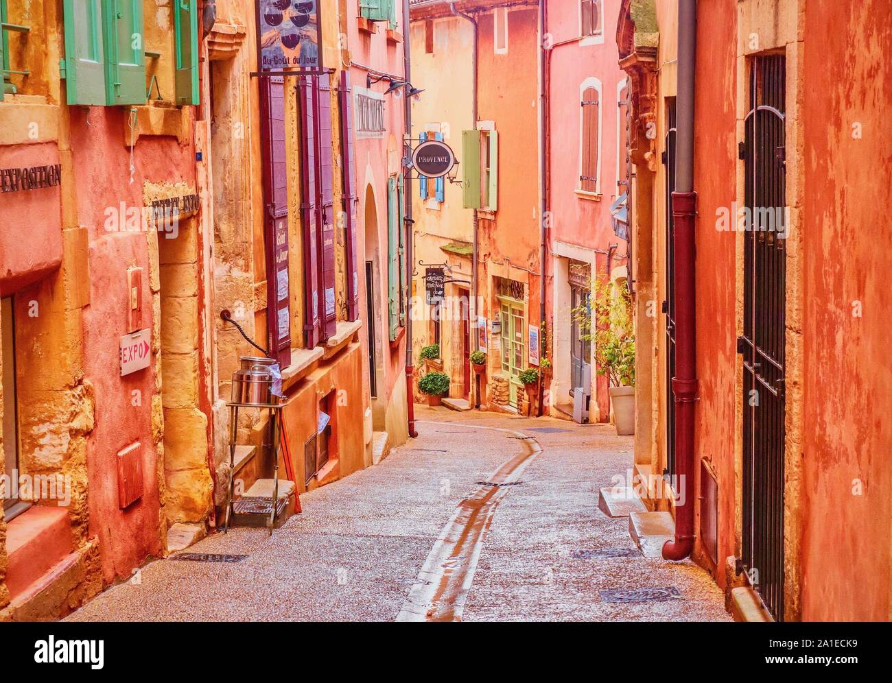 Pretty french village scene hi-res stock photography and images - Alamy