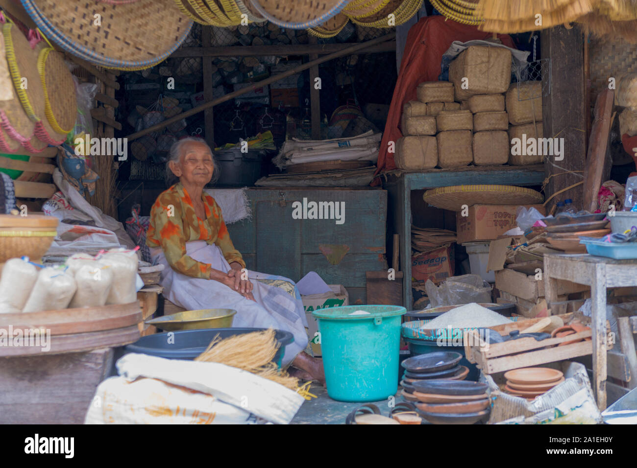 Pasar Burung, NGASEM, Bird Market, Yogyakarta, Java, Indonesia Stock ...