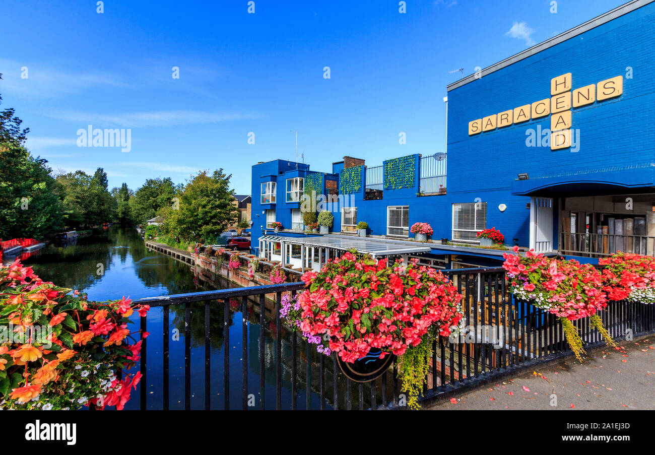 saracens head public house reflections,ware town centre high street ...
