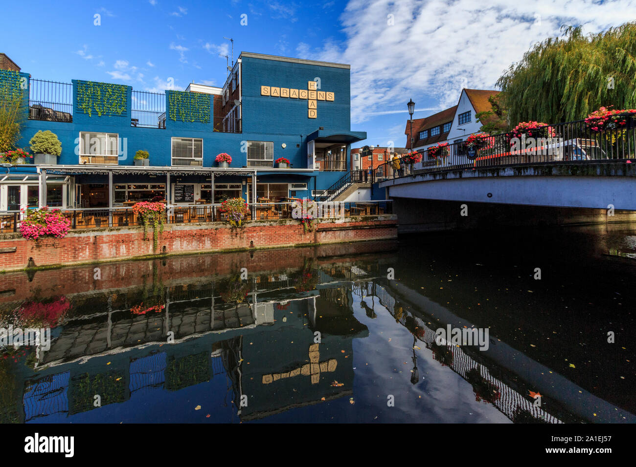 saracens head public house reflections,ware town centre high street ...