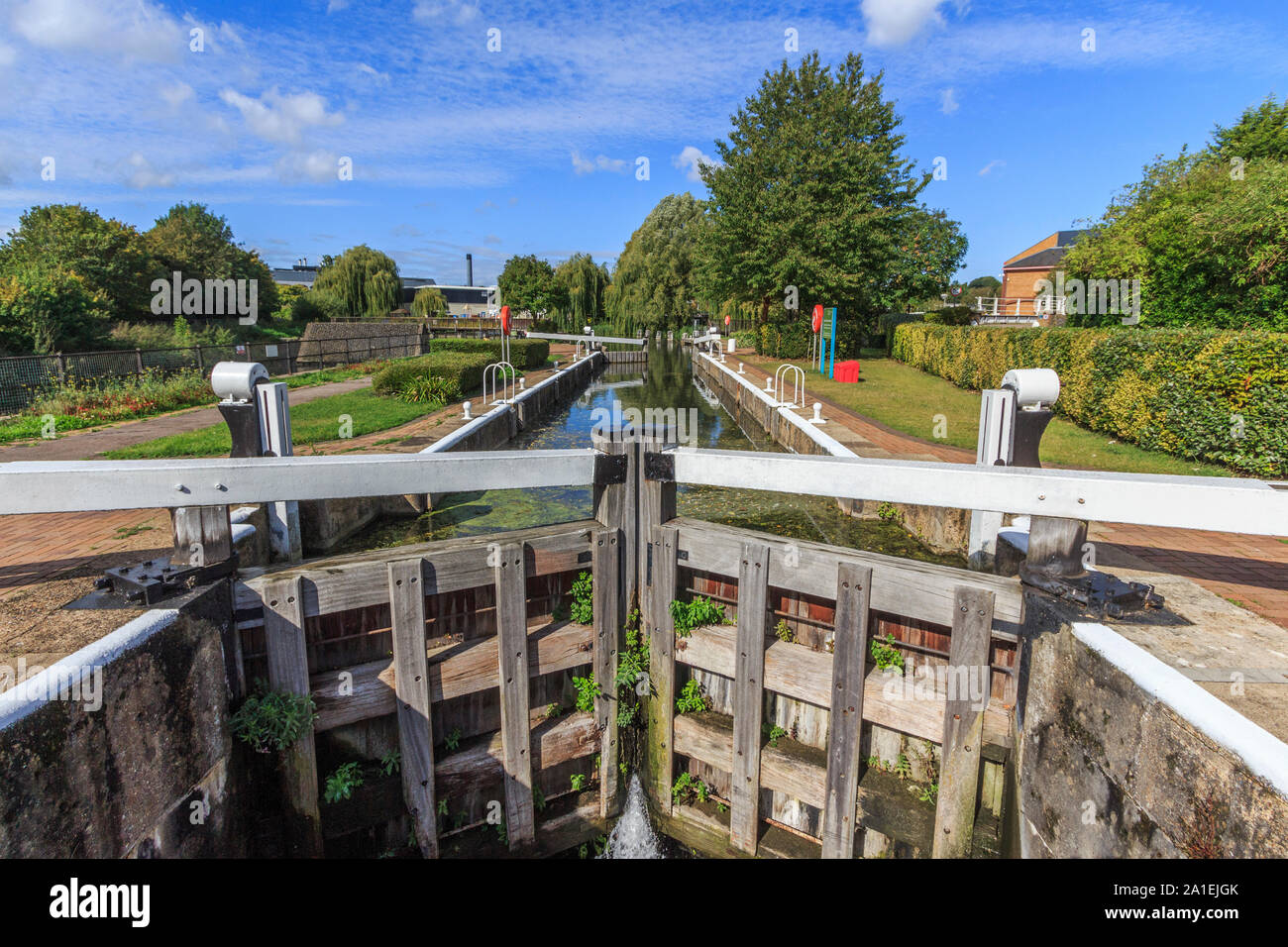 lock gates ware town centre high street , river lea navigation ...