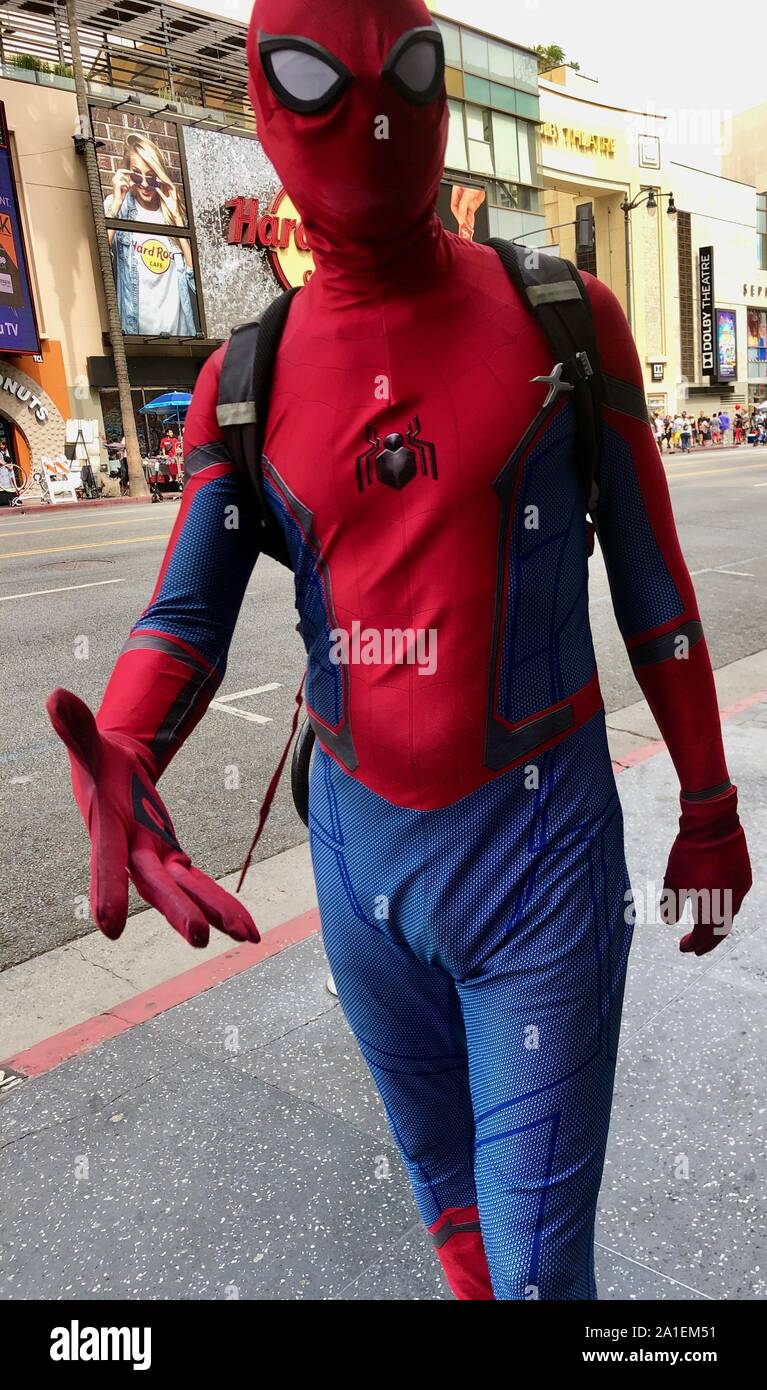 Santa Barbara, CA, USA. 22nd Sep, 2019. Spider Man shaking hands Credit ...