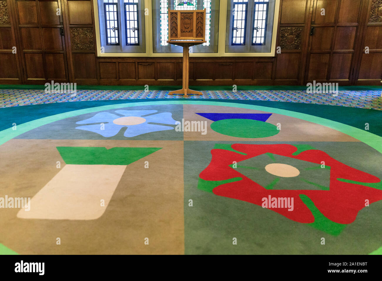 Court emblem hi-res stock photography and images - Alamy