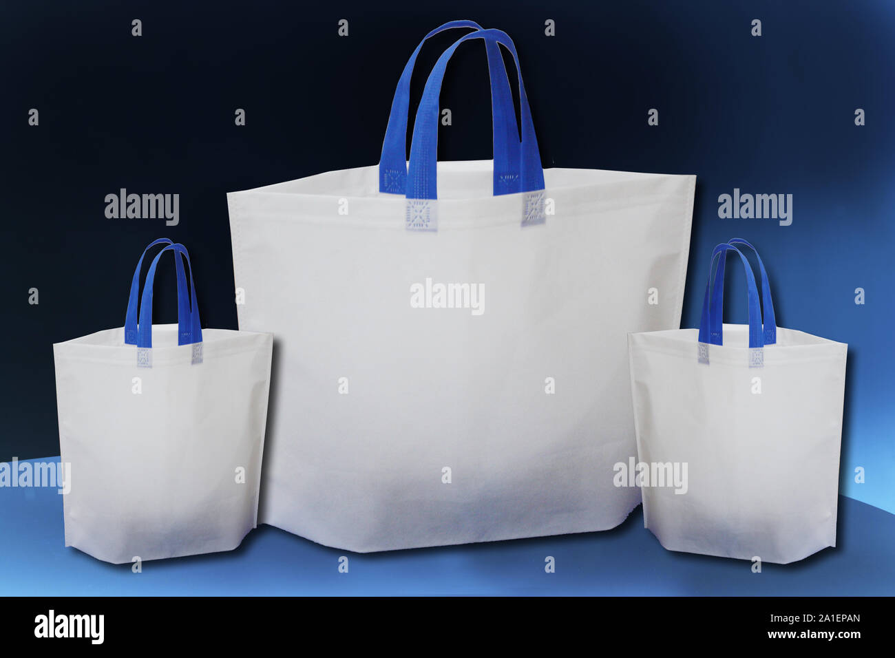 Empty White Bags of Polypropylene Fabric Stock Photo - Alamy