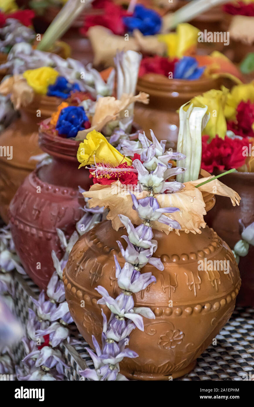 Kalash with Crown Flower chain, Bel and mango leaf, Datura and hibiscus ...