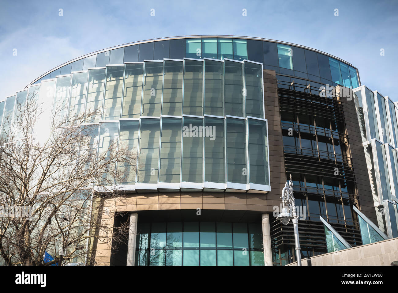 Justice court footbridge hi-res stock photography and images - Alamy