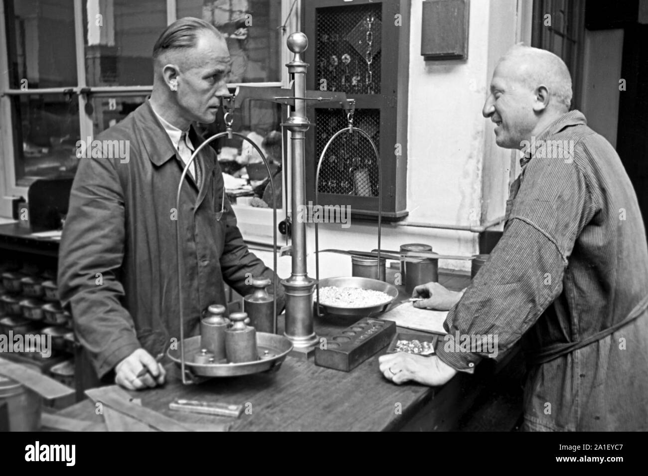 In the manner of a silversmith hi-res stock photography and images - Alamy