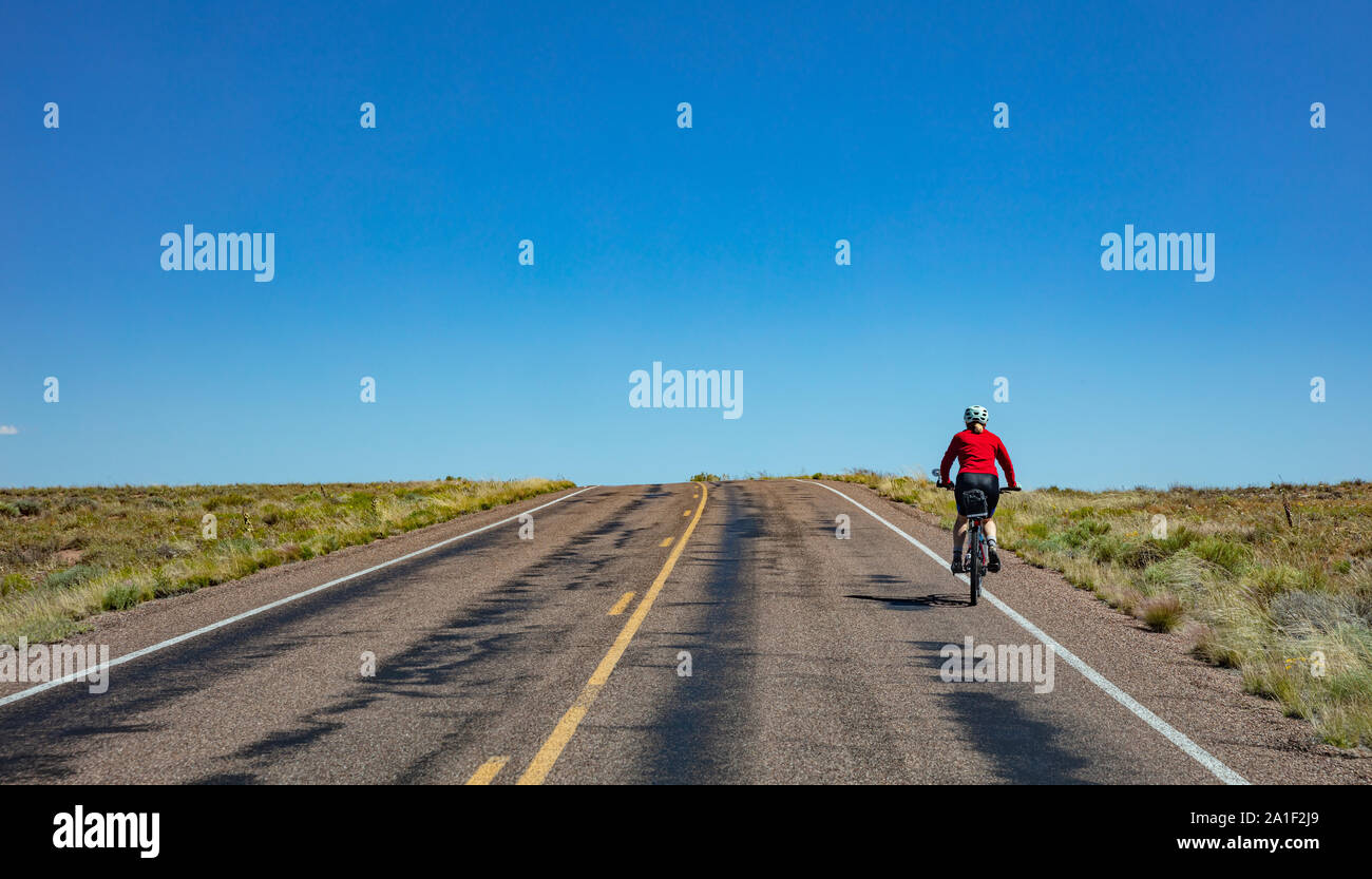 Us woman cyclist hi-res stock photography and images - Alamy
