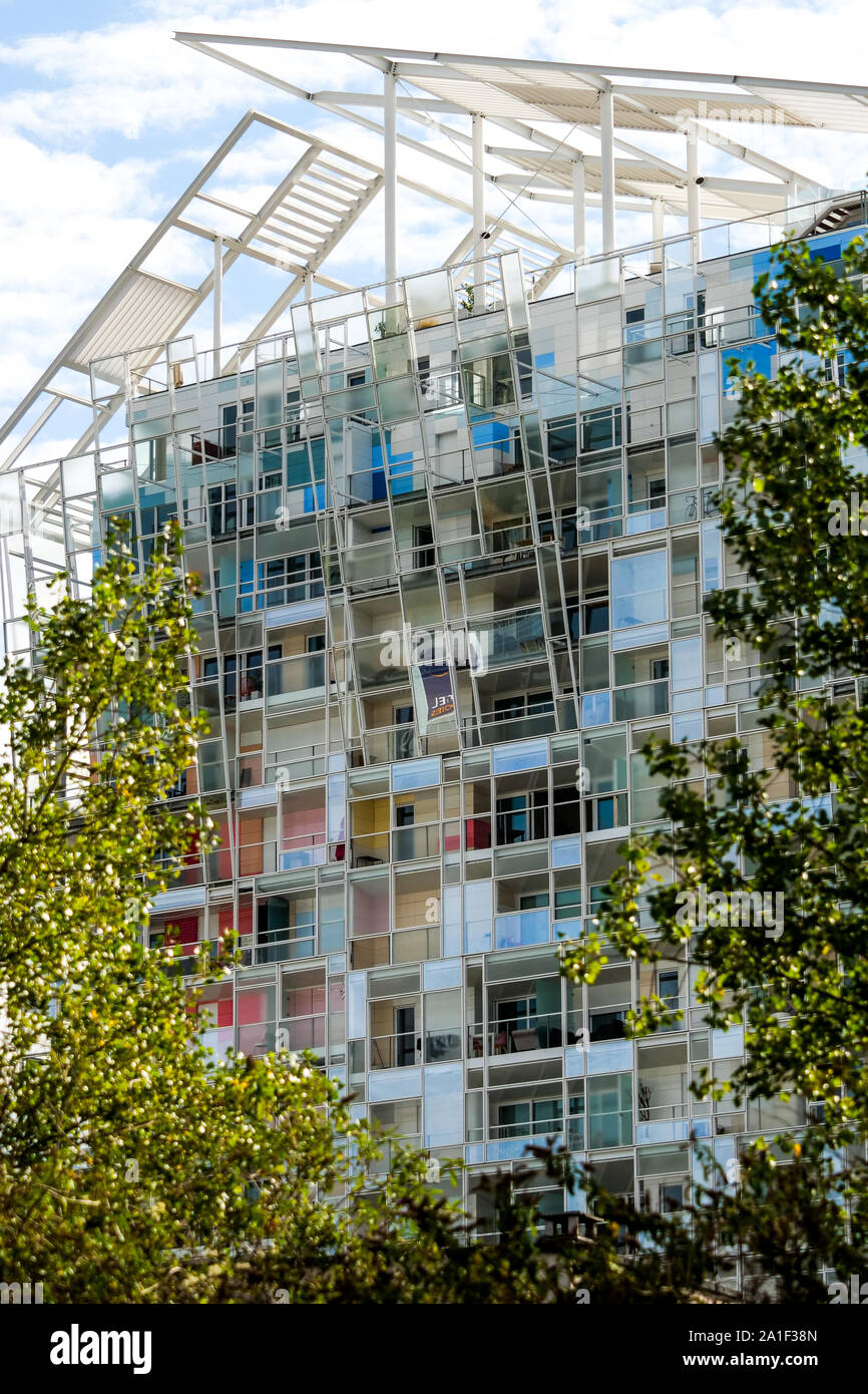 Ycone, a brand new building designed by French architect Jean Nouvel ...