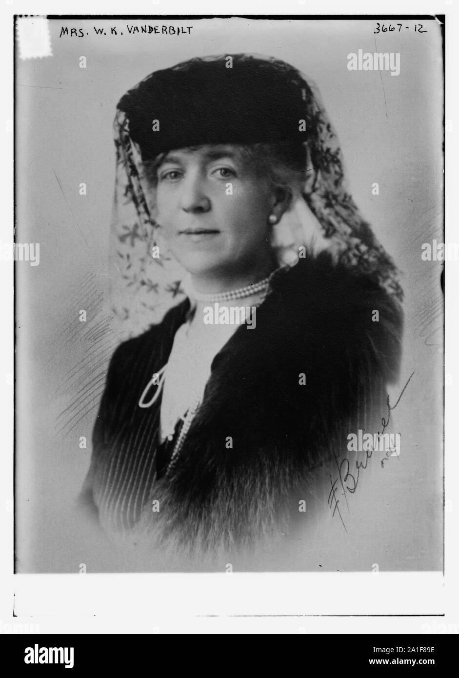 Mrs w k vanderbilt hi-res stock photography and images - Alamy