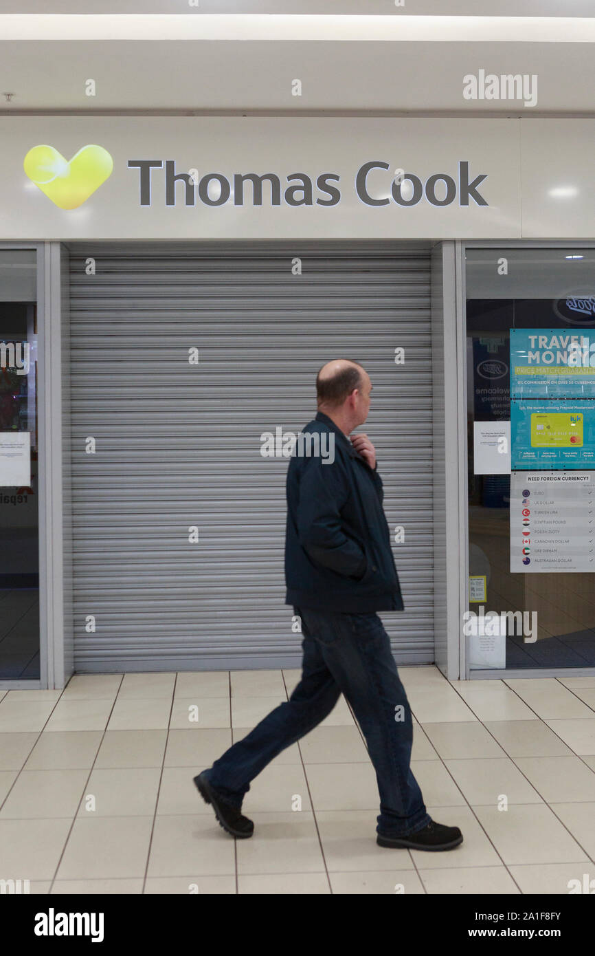 Thomas cook holiday hi-res stock photography and images - Alamy