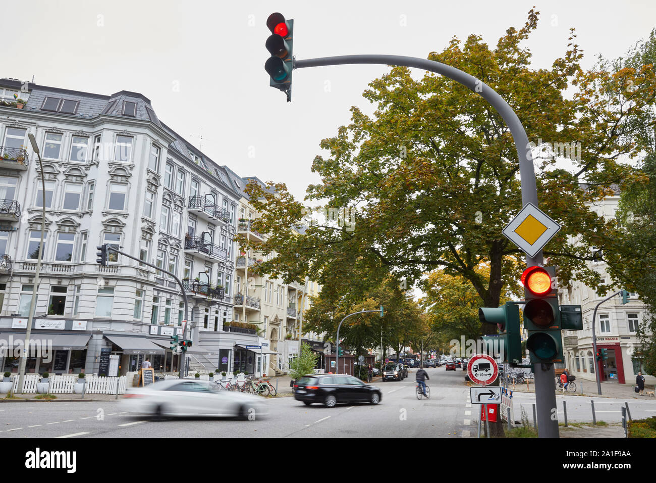Hamburg one way street hi-res stock photography and images - Alamy