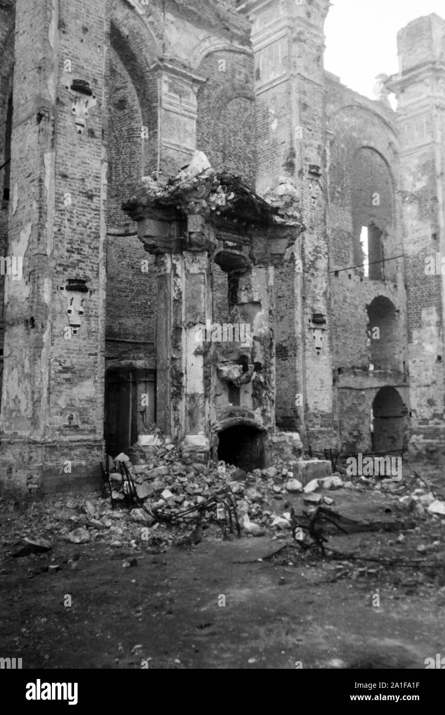 Berlin potsdam church Black and White Stock Photos & Images - Alamy