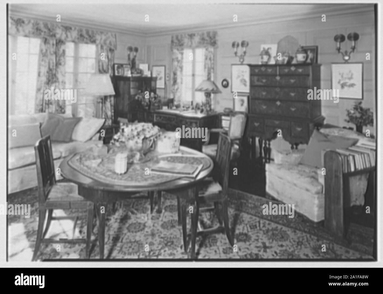 Mrs dobbs hi-res stock photography and images - Alamy