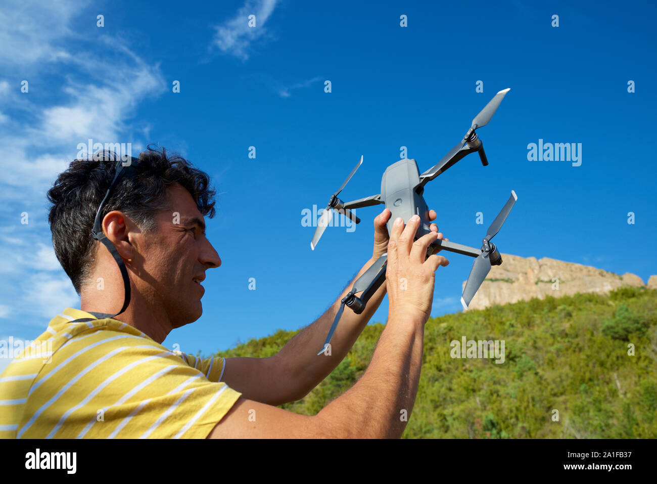 Man landing drone hand hi-res stock photography and images - Alamy