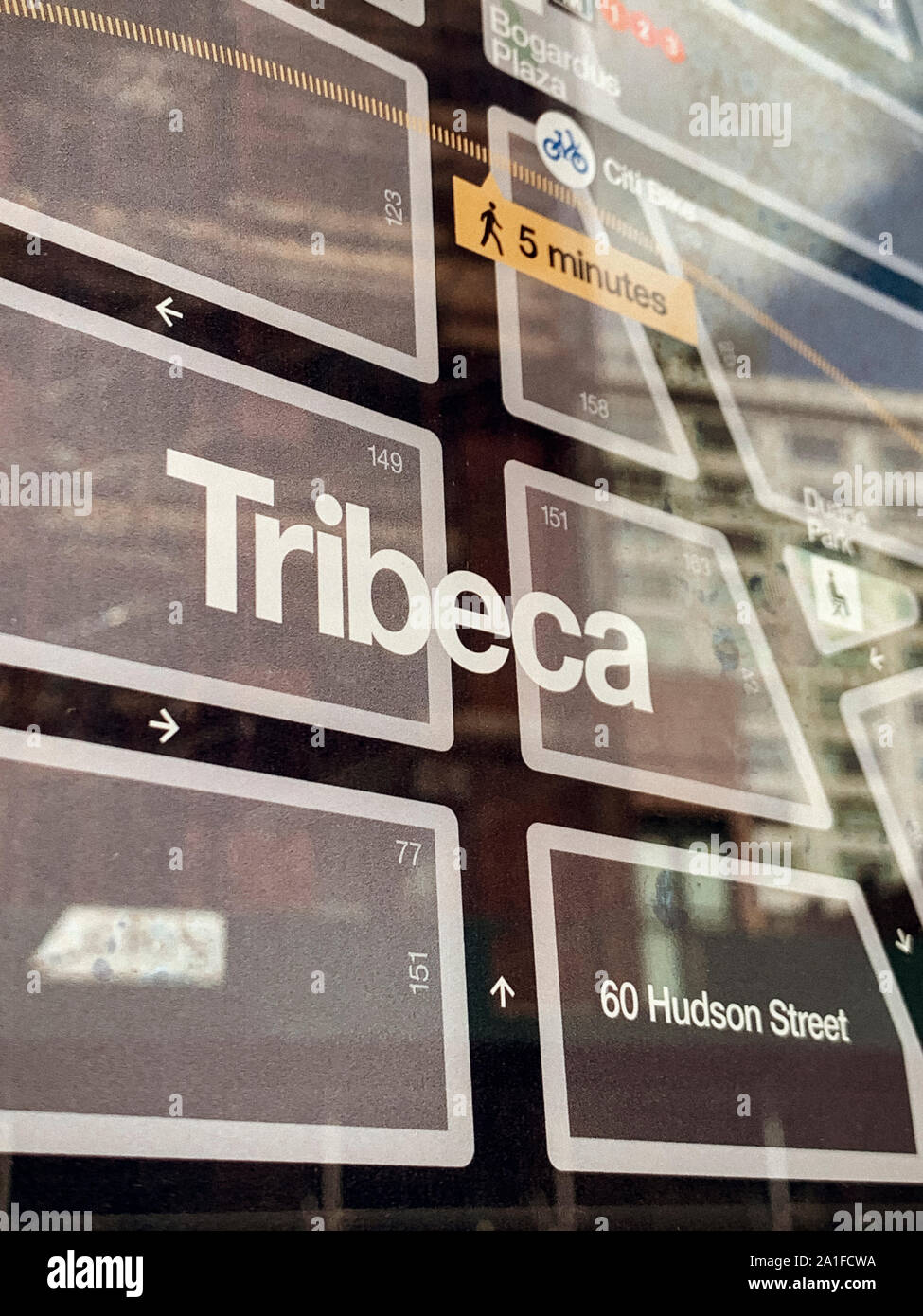 City map signage hi-res stock photography and images - Alamy