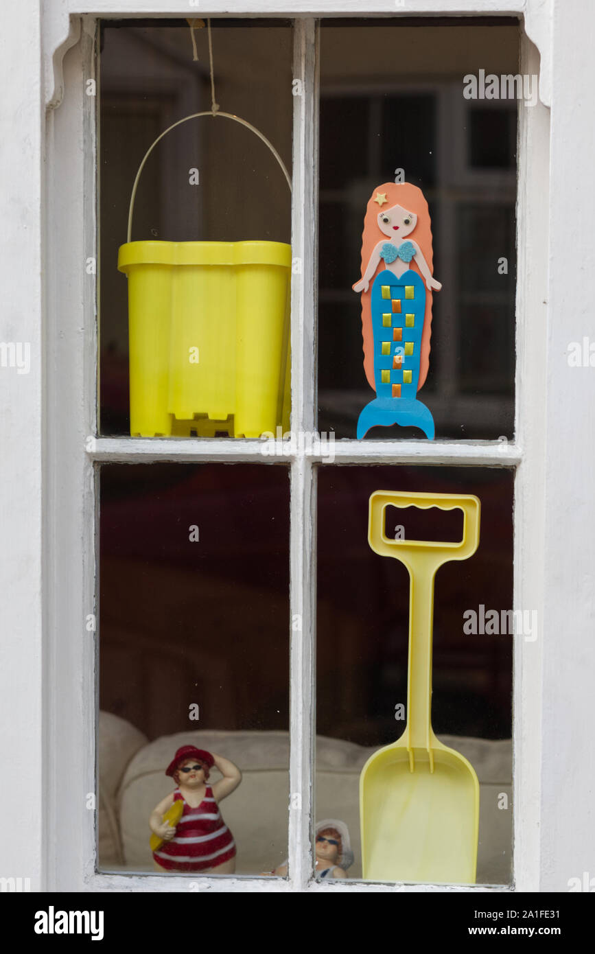 Traditional seaside shop window Stock Photo - Alamy