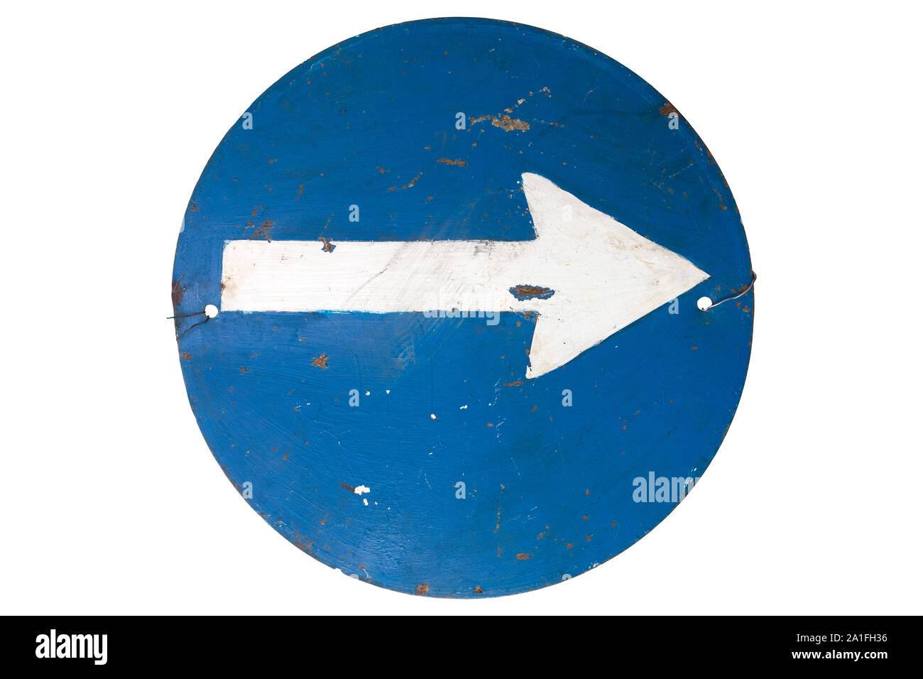 Handmade old road sign 'Turn Right' isolated on white Stock Photo - Alamy