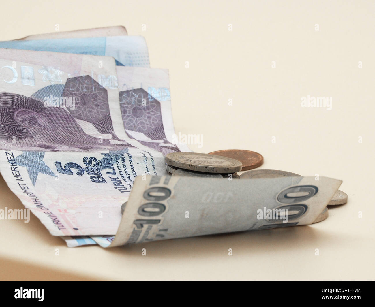 Turkish currency and coins hi-res stock photography and images - Alamy