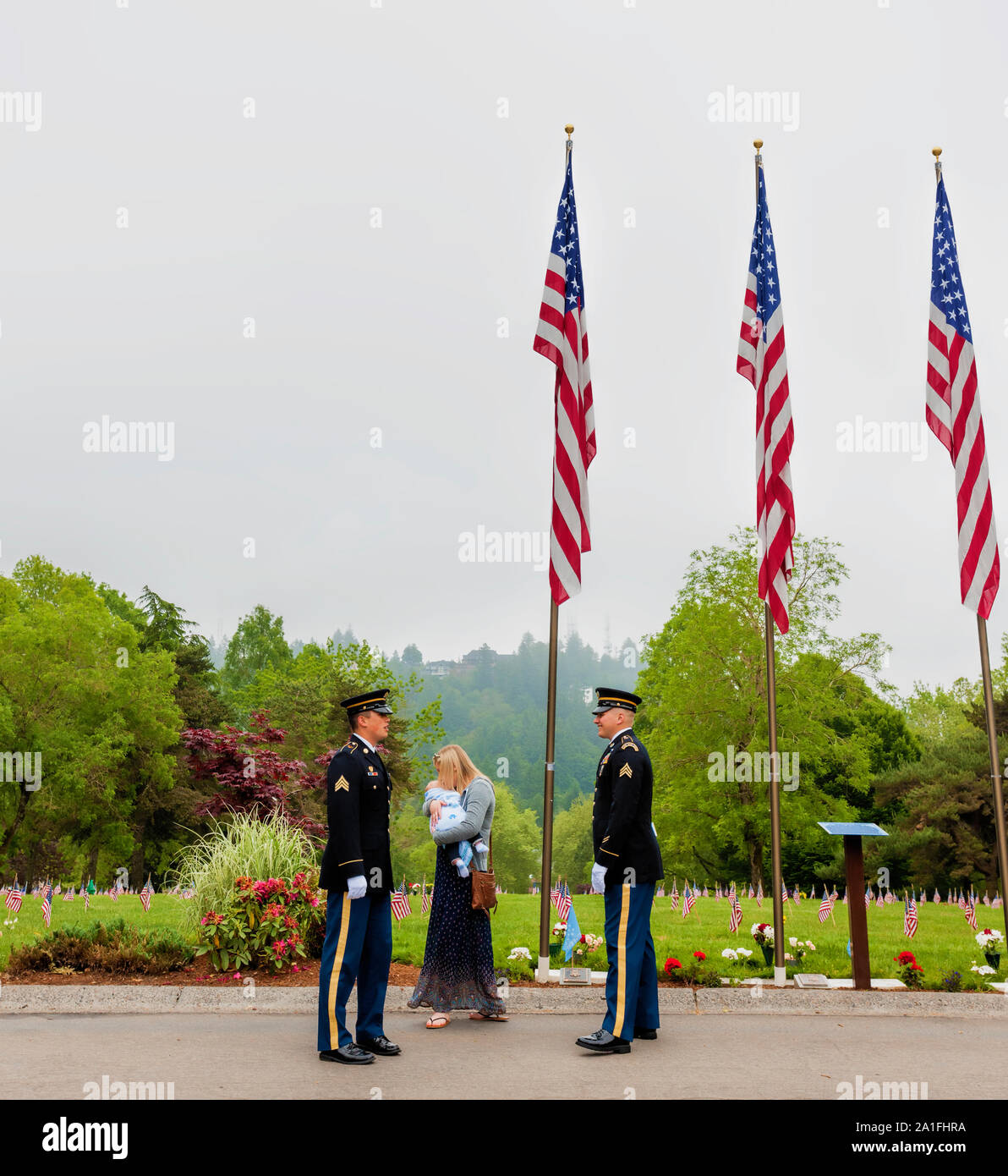 Willamette national cemetery hi-res stock photography and images - Alamy