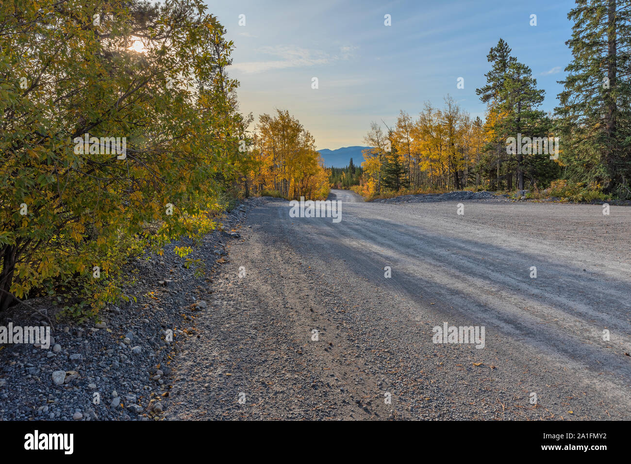 Yamnuska mountain hi-res stock photography and images - Alamy