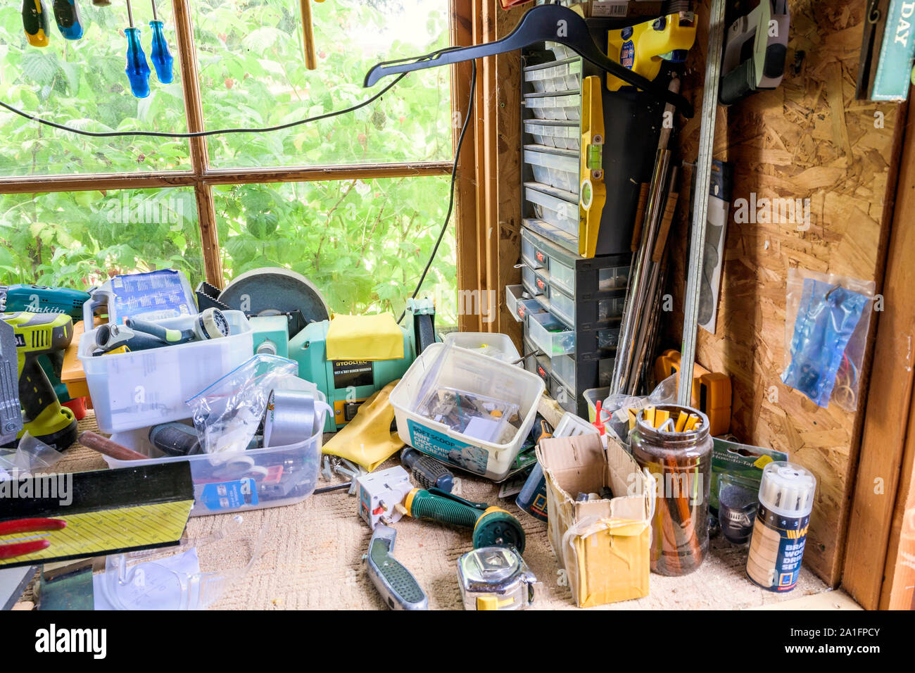 Diy magazine holder hi-res stock photography and images - Alamy