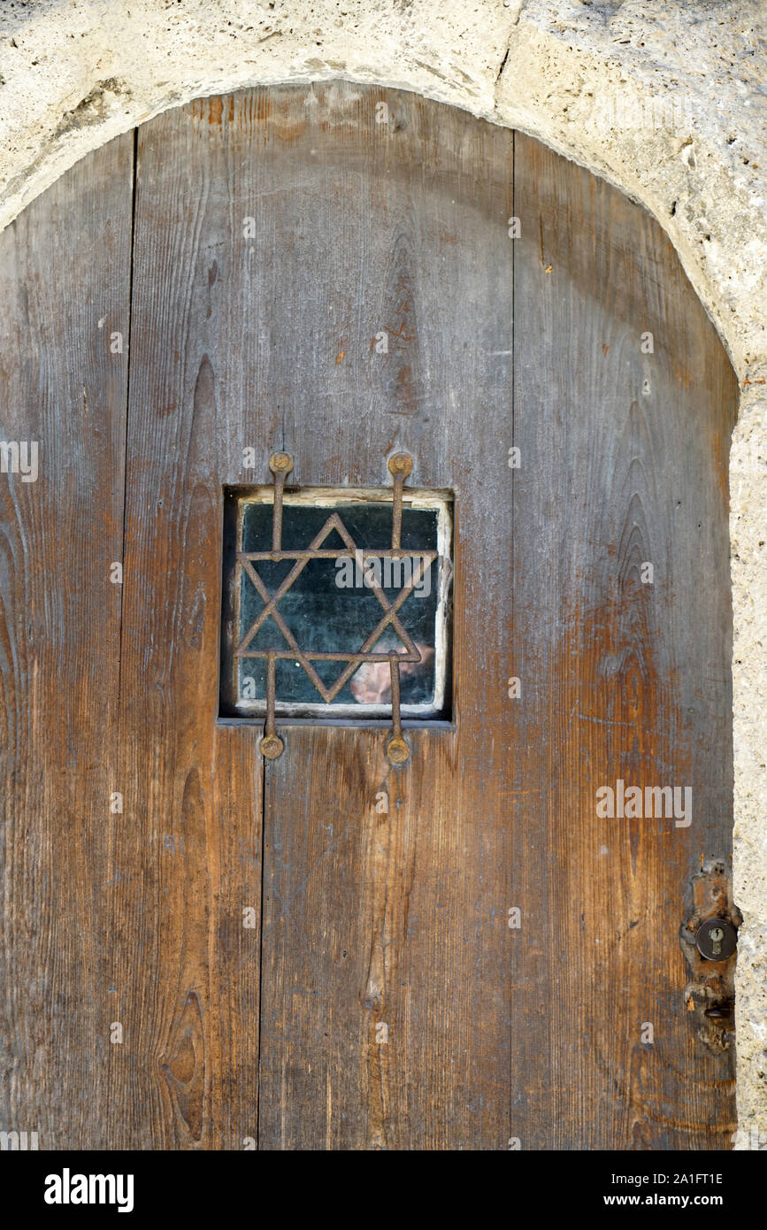 Castle gate in an old fortress Stock Photo - Alamy